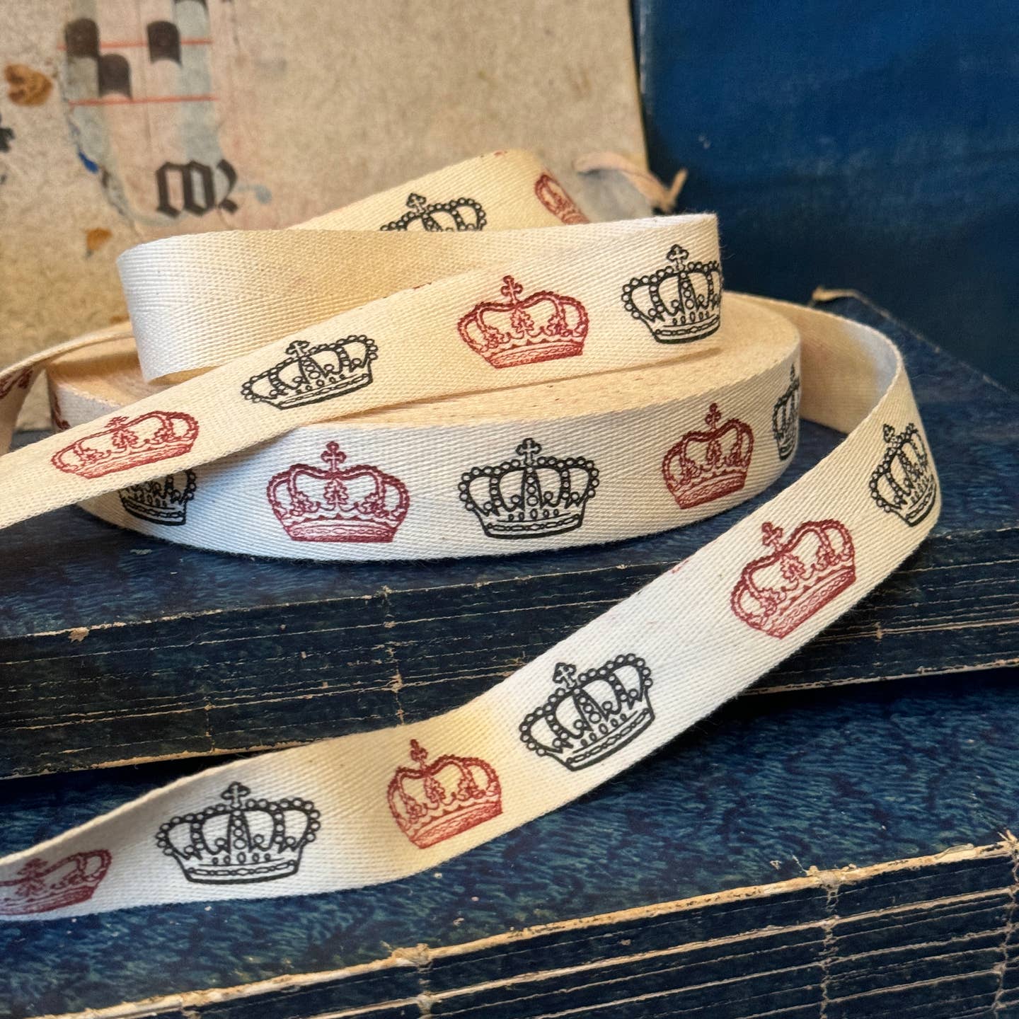 Crowns Ribbon – Hester & Cook