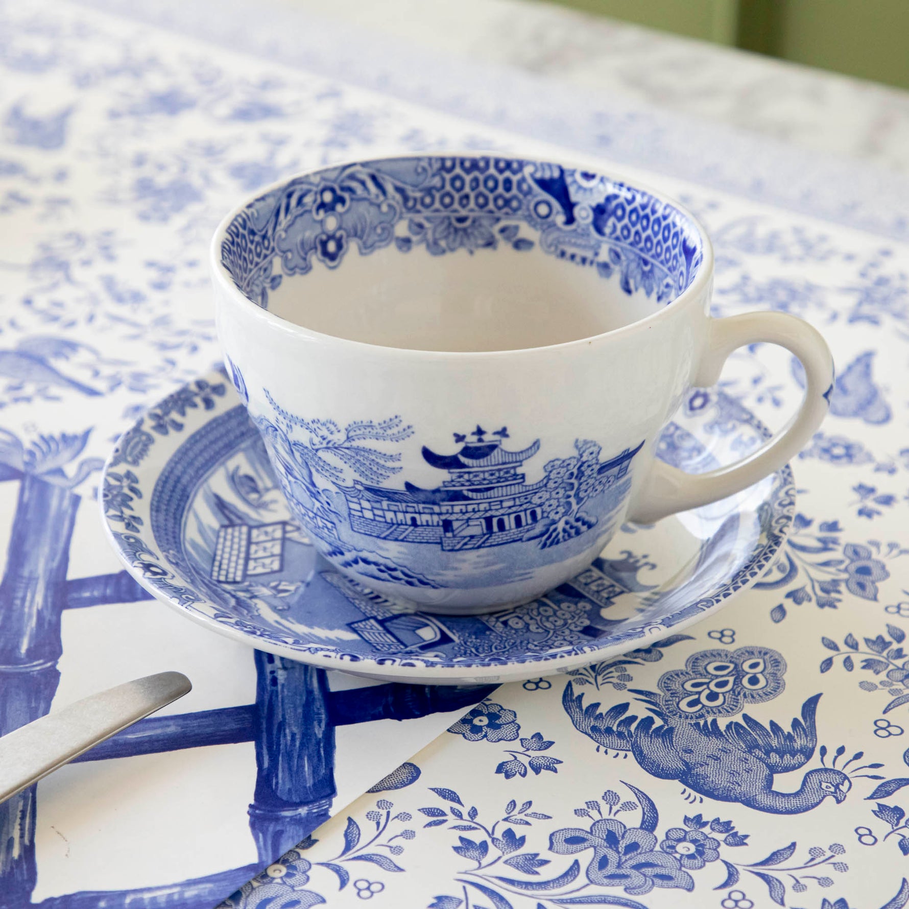 Burleigh Blue Willow Dinnerware – Hester & Cook