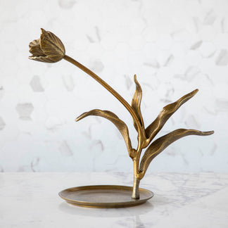 Craning Tulip Sculptures – Hester & Cook